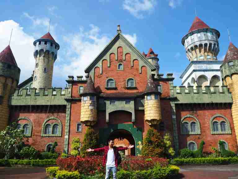 Fantasy World Batangas: The Disneyland of the Philippines